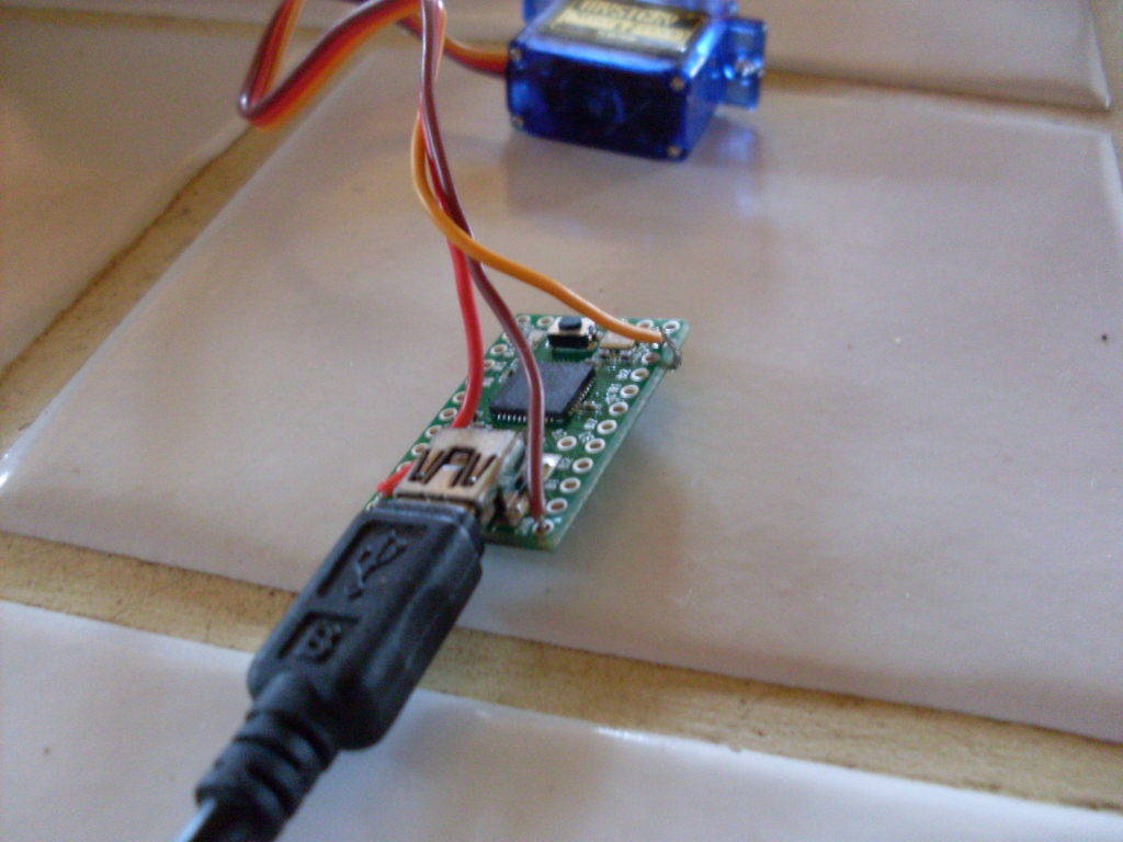 Servo Moteurs And Teensy Electronique Robot Maker